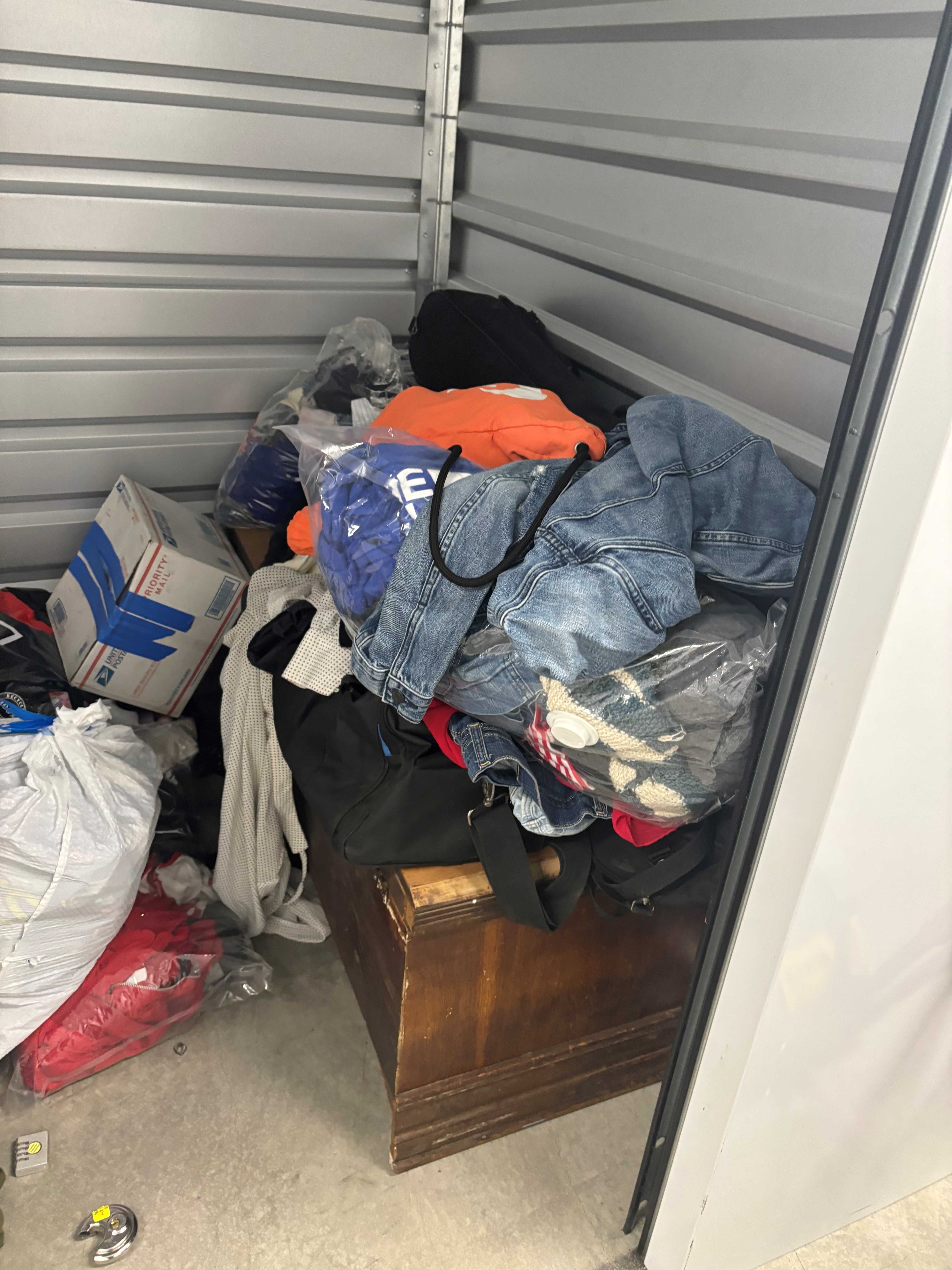 Unit C3005 - Oakley, Californie | Cypress Self Storage | BID13