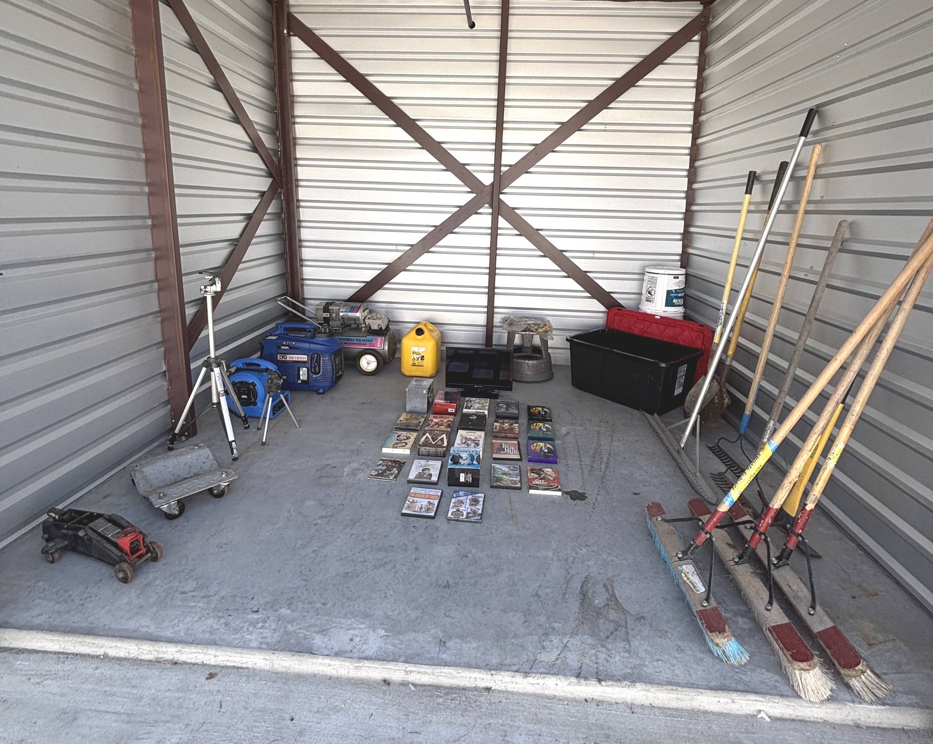 Unit 371 - Cameron Park, California | Leave It To Us Storage | BID13