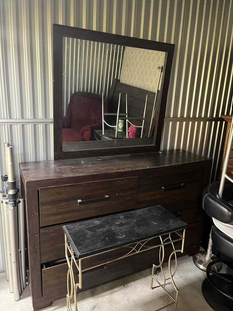 Unit 3071 - Joliet, Illinois | JustStorage - Joliet - IL | BID13